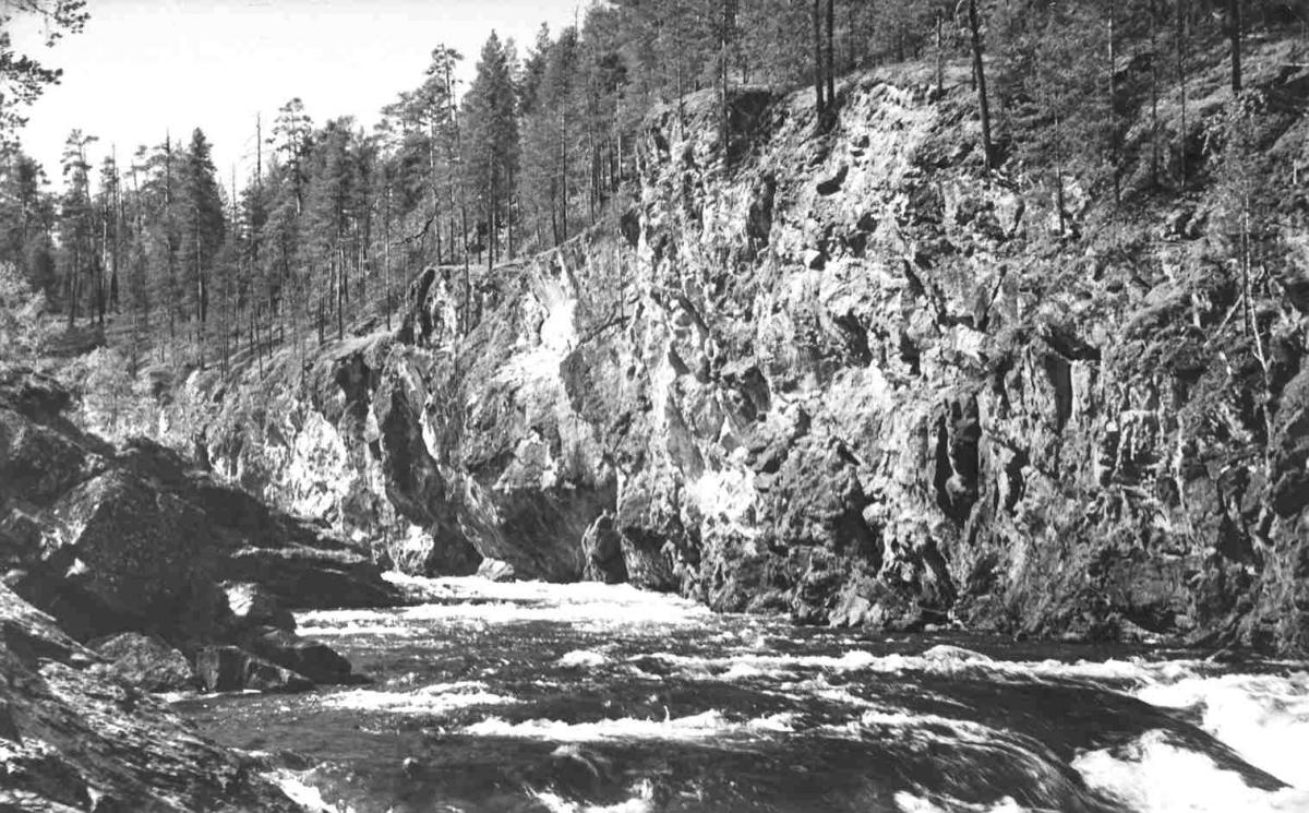 Kesämatkailun historia - Karhuntassu