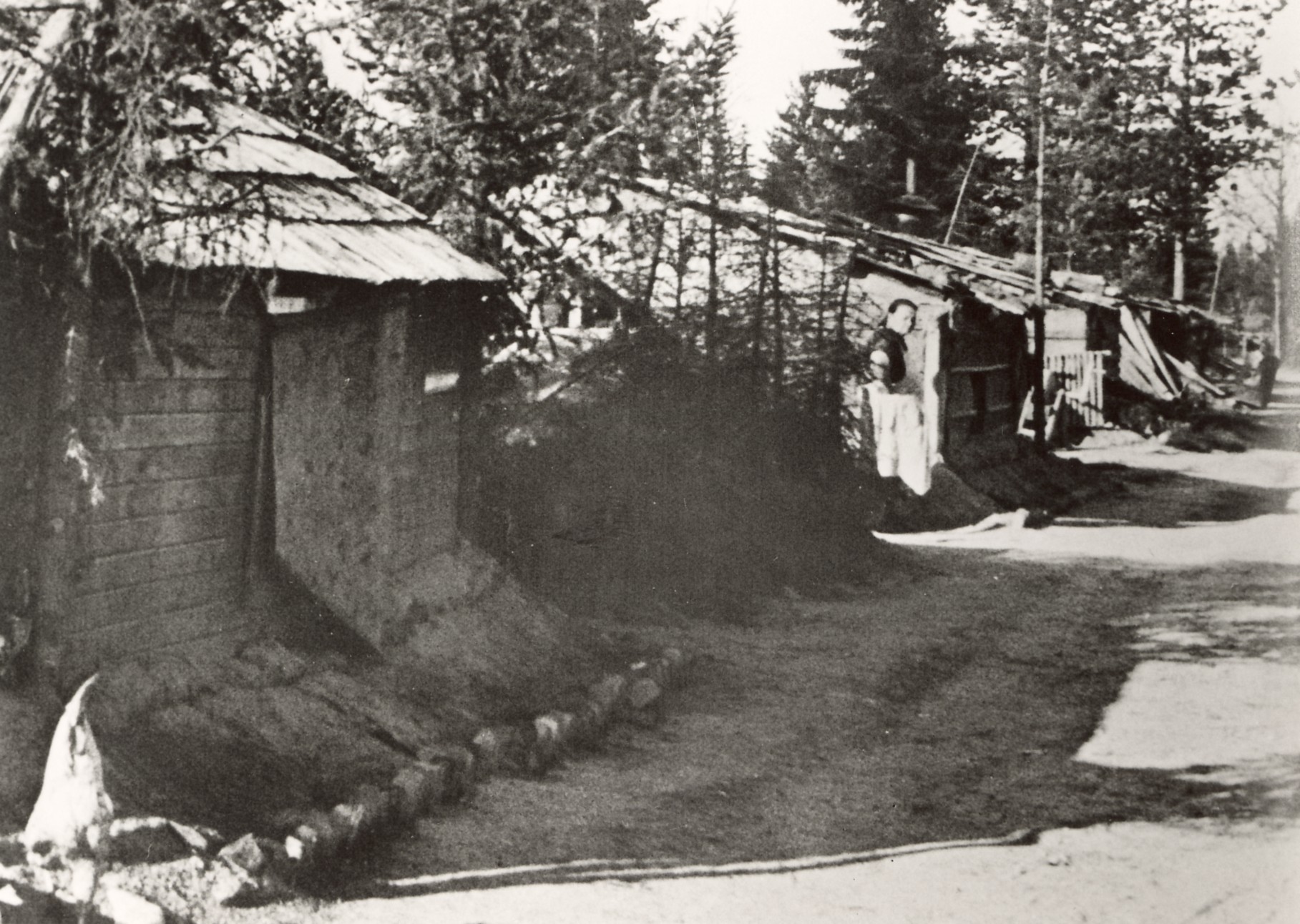 Kuusamolaiset sodassa ja evakossa - Karhuntassu