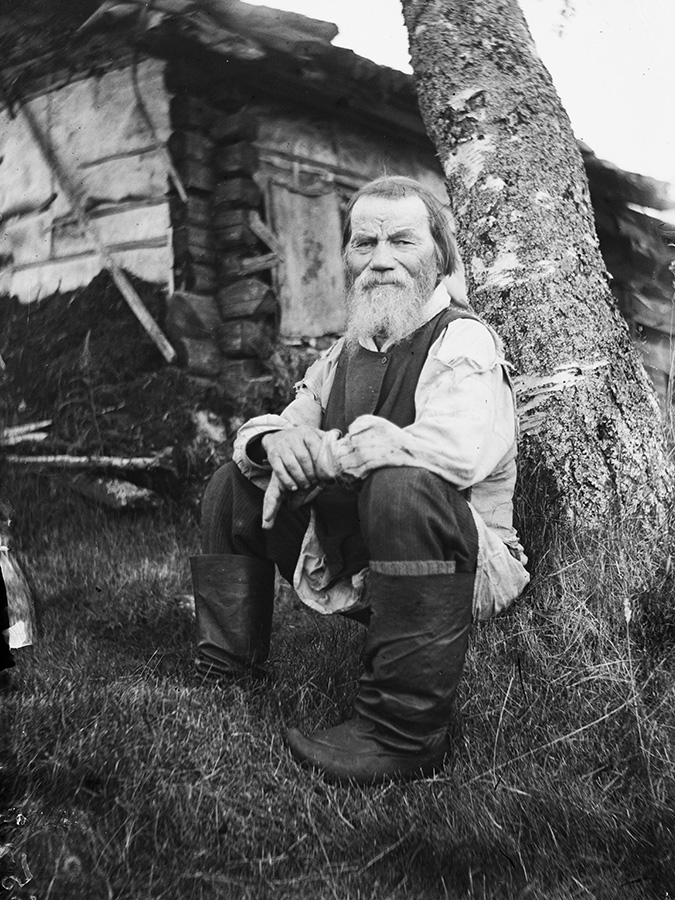 Tavajärven erakkomunkit - Karhuntassu